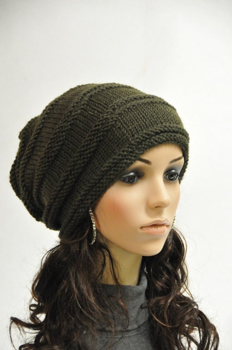 Hand knit woman man unisex slouchy hat Chunky Olive Green Wool | Etsy