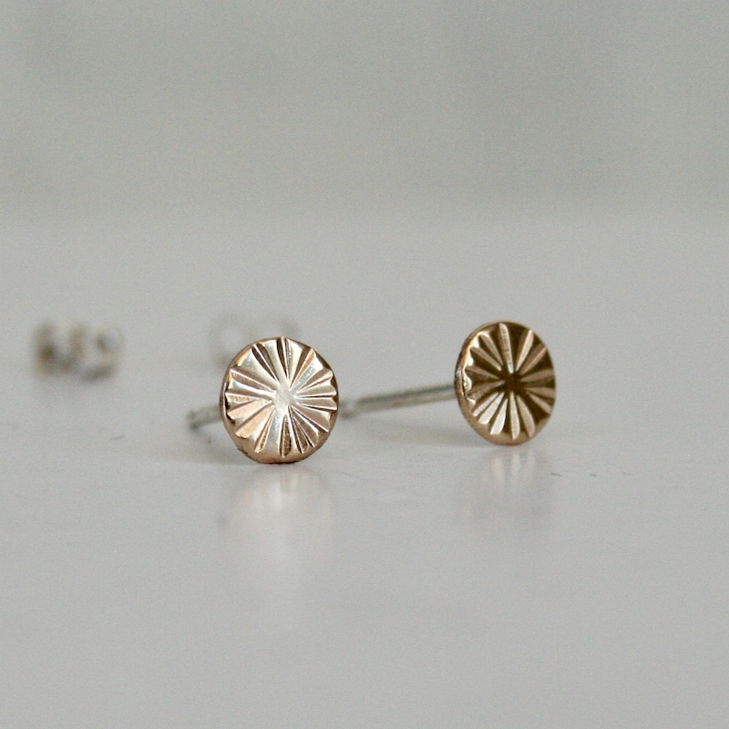 Minimal Gold Jewelry - Etsy