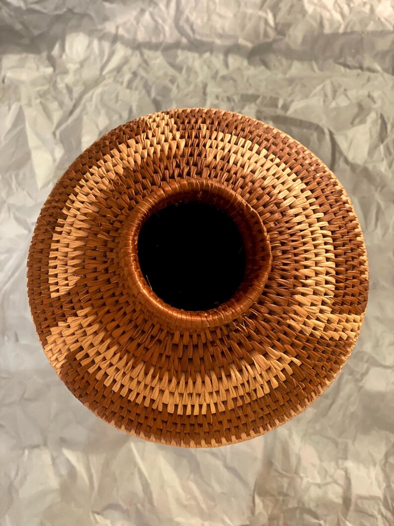Vintage Round Reed Basket From Botswana - Etsy