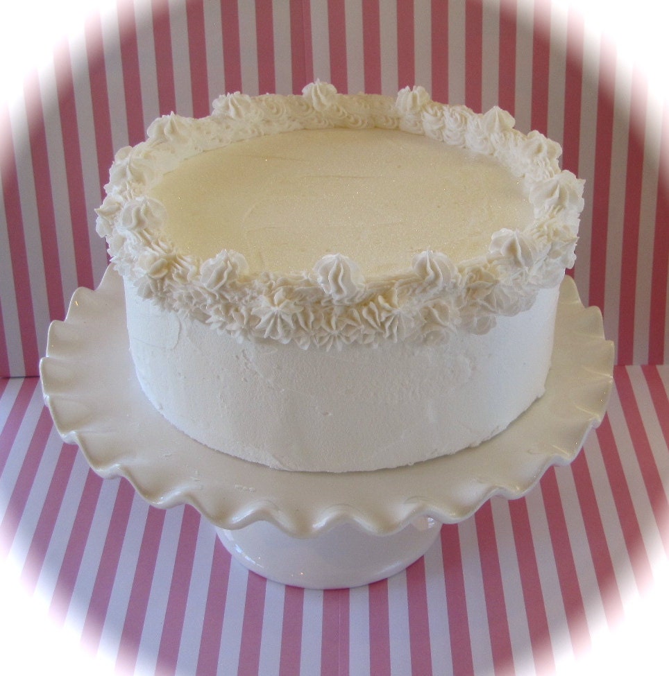 Fake Cake "heavenly Cakes" Collection White Single Layer Cake Retro ...
