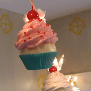 Fake Cupcake Cupcake Lovers String of Lights 12 Legs Original Concept ...