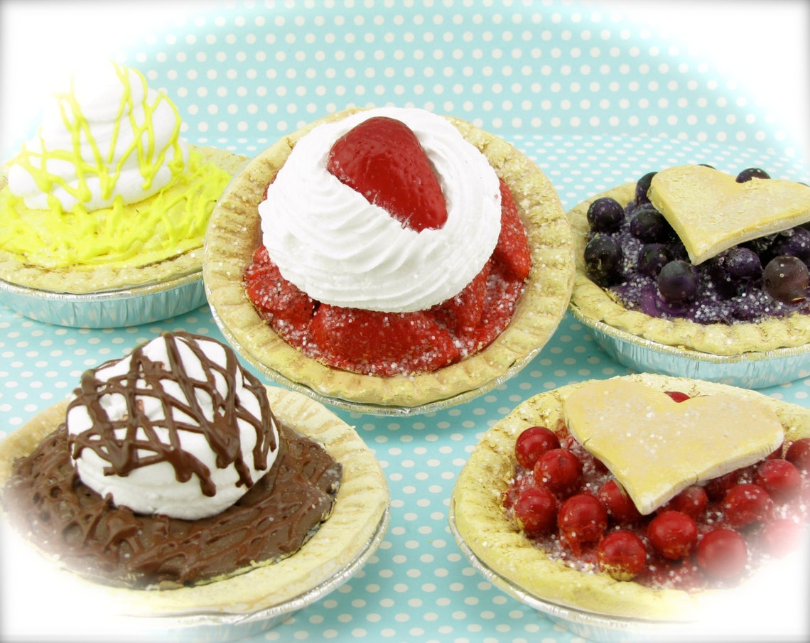 Fake Chocolate Pie. 1 Mini Pie. Retro Cookbook Pie Collection. - Etsy