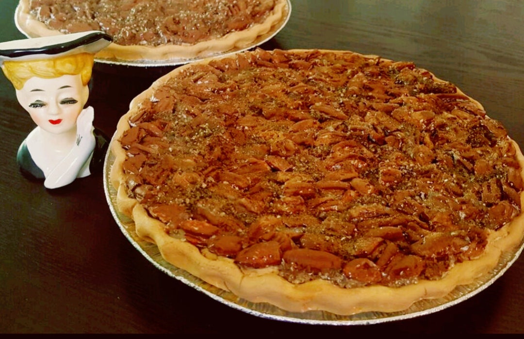Fake Pecan Pie. 1 Standard Size Pie. Retro Cookbook Pie Collection ...