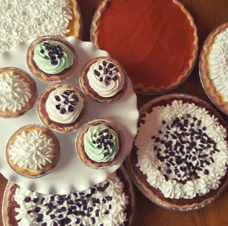 Fake Mini Pie. Your Choice Mini Pie. Retro Cookbook Pie - Etsy