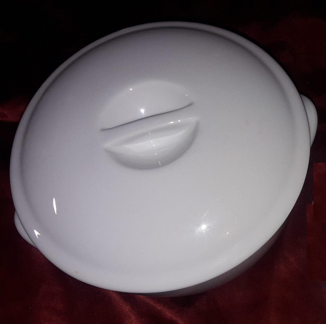 Large Pillivuyt French Porcelain Culinaire White Round Casserole With ...