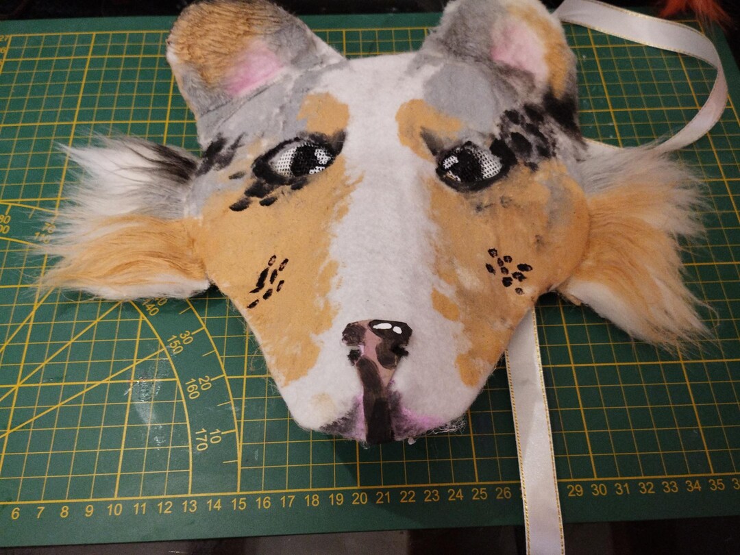 Theriane Border Collie Mask - Etsy