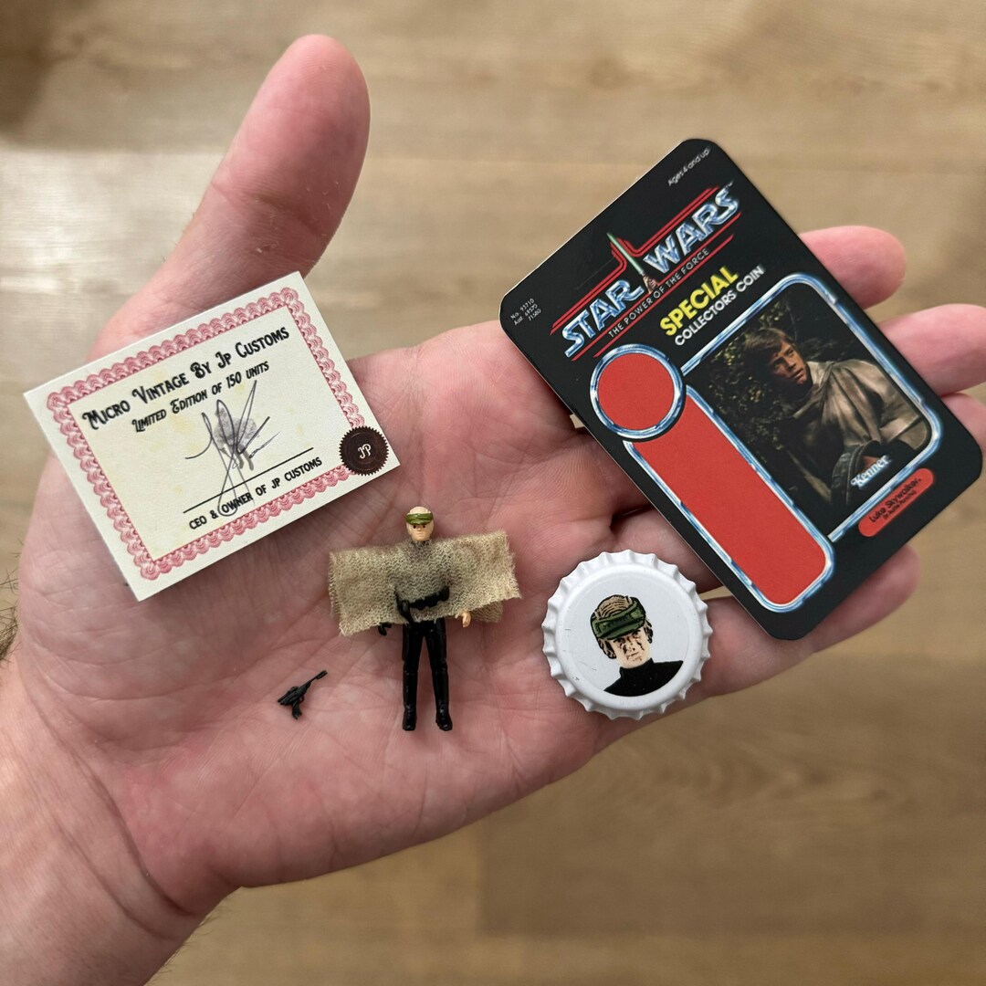 JP Customs Micro Vintage: Luke poncho last 17 W/ Cardback, Gun, Stand ...