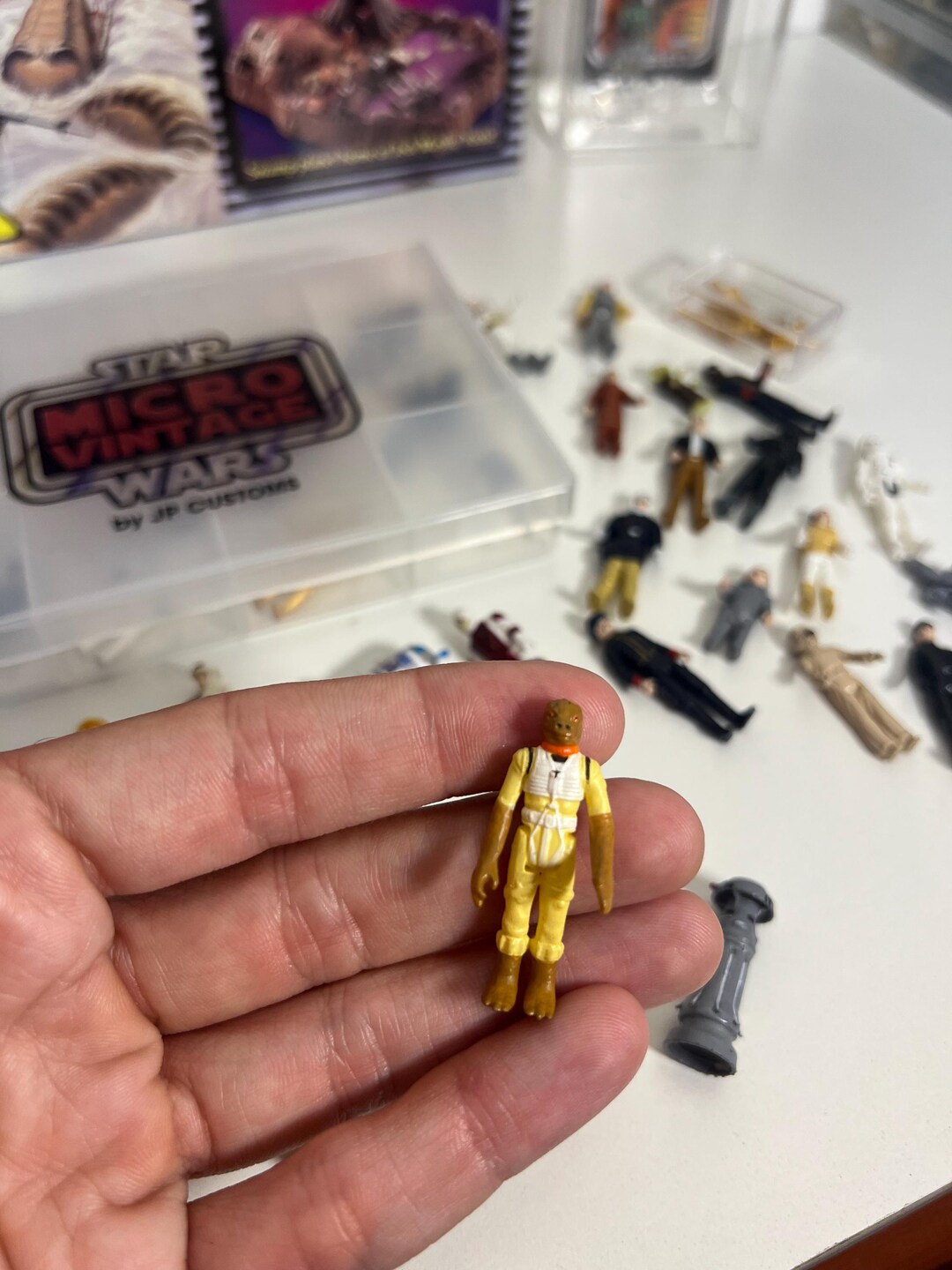 JP Customs Micro Vintage: Bossk With Gun, Cardback & Stand - Etsy