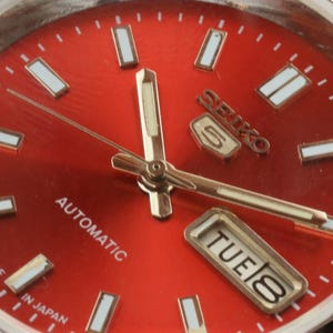 Collectible Seiko 5 Auto-winding Red Retro Dial Mens Working Wrist ...