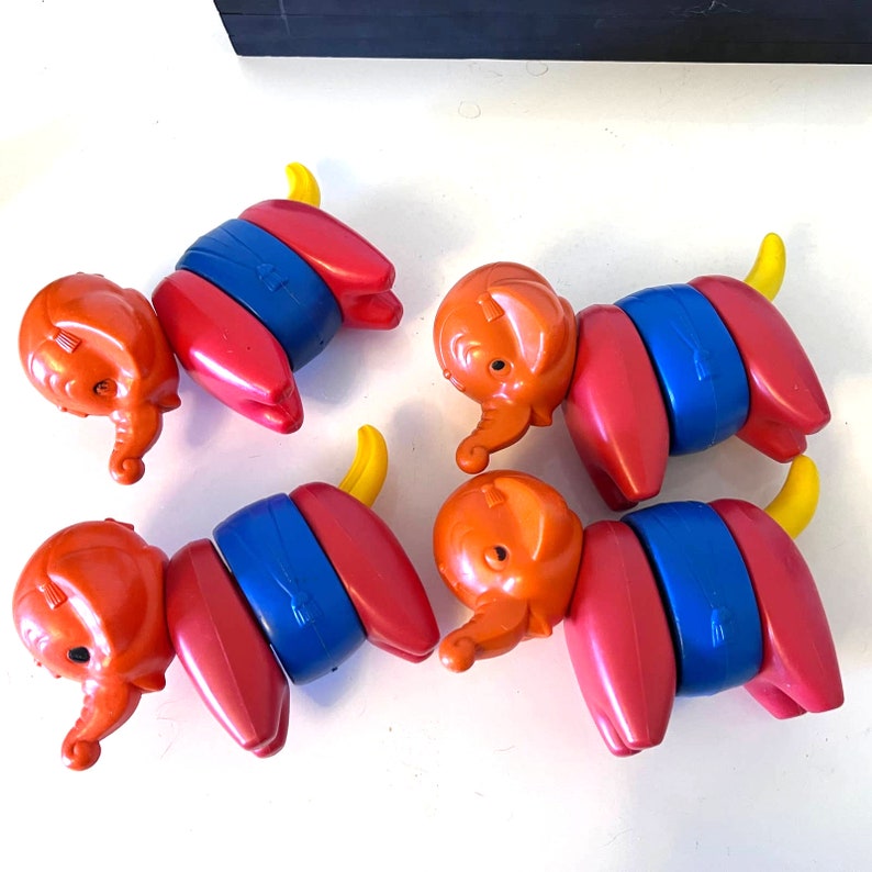 Tupperware Zoo It Yourself Giraffe Dog Elephant Huge 62 Piece Lot VTG ...