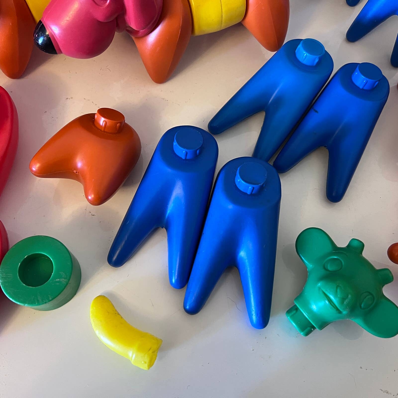 Tupperware Zoo It Yourself Giraffe Dog Elephant Huge 62 Piece Lot VTG ...