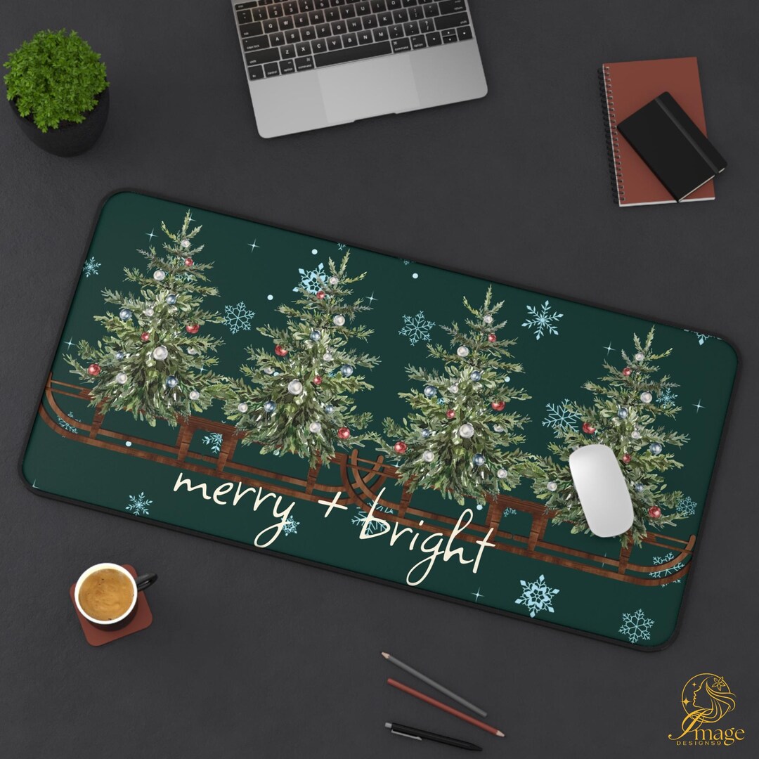 Christmas Trees Desk Mat, Merry & Bright Holiday Mouse Pad, Festive ...