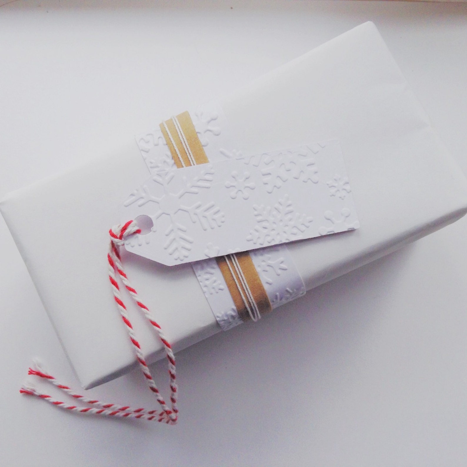 Snowflake Gift Tags X 12 Choose Your Ties Bakers Twine Or Etsy snowflake-gift-tags-x-12-choose-your-ties-bakers-twine-or-etsy
