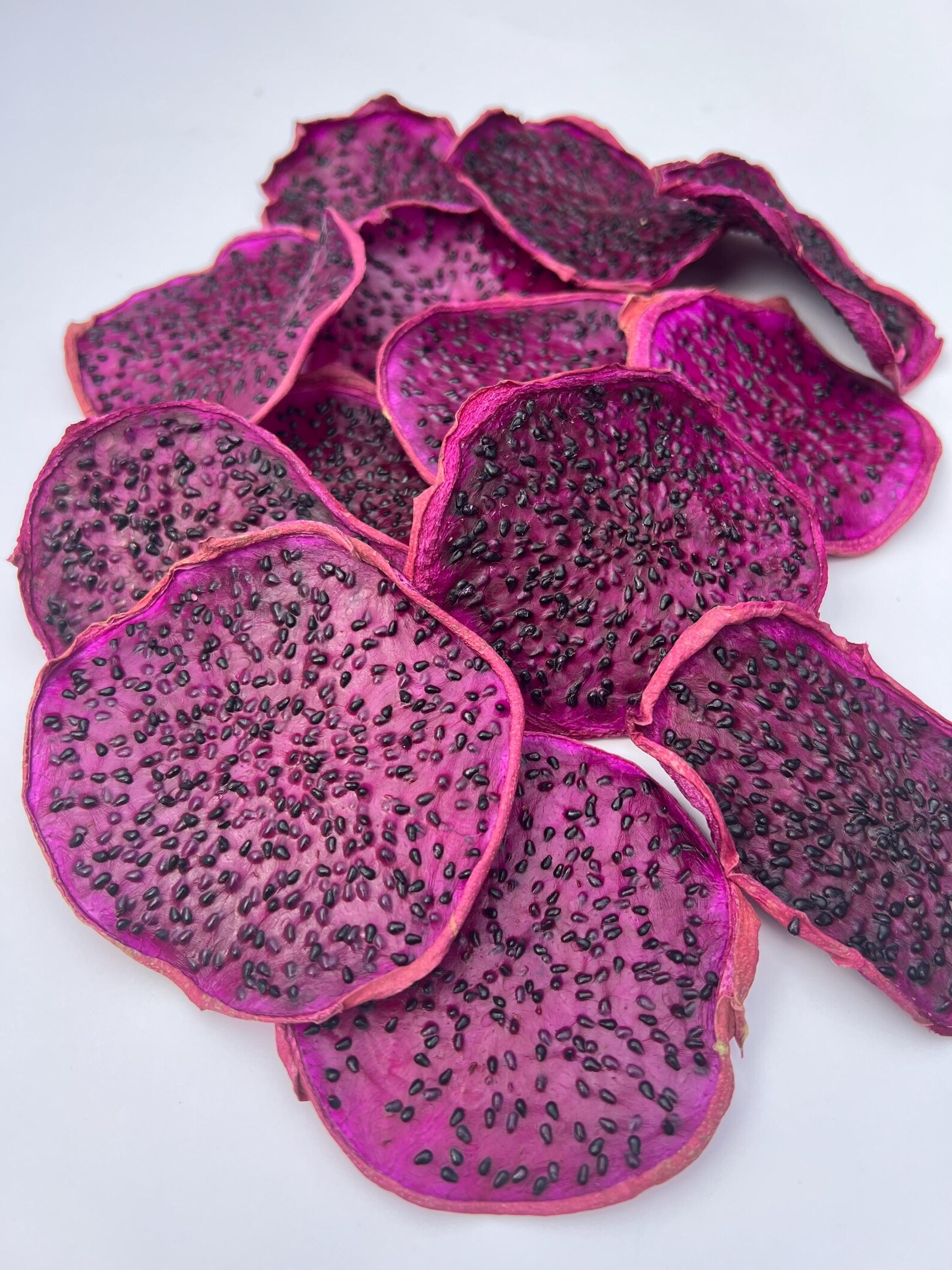 Dehydrated Purple Dragon Fruit Slices: Healthy Snack, Cocktail Garnish ...