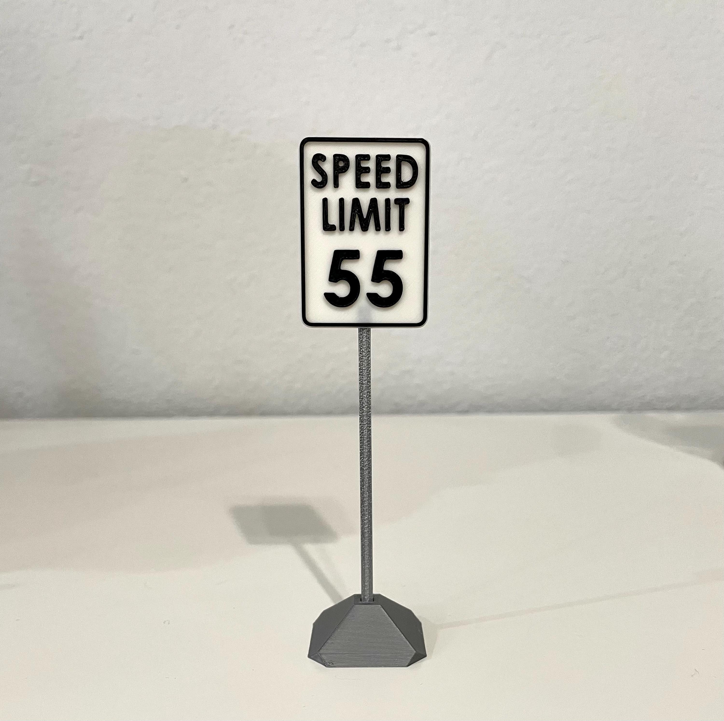 Miniature Dollhouse Traffic Signs, Mini Model Road Signs | Miniature ...
