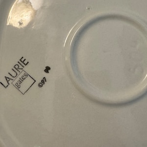 Los Angeles Pottery Laurie Gates Holly & Ribbon Dinner Plates - Etsy