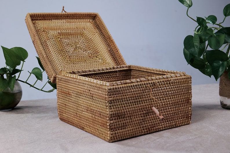 Handwoven Rattan Storage Basket With Lid | Square Rattan Storage Box ...