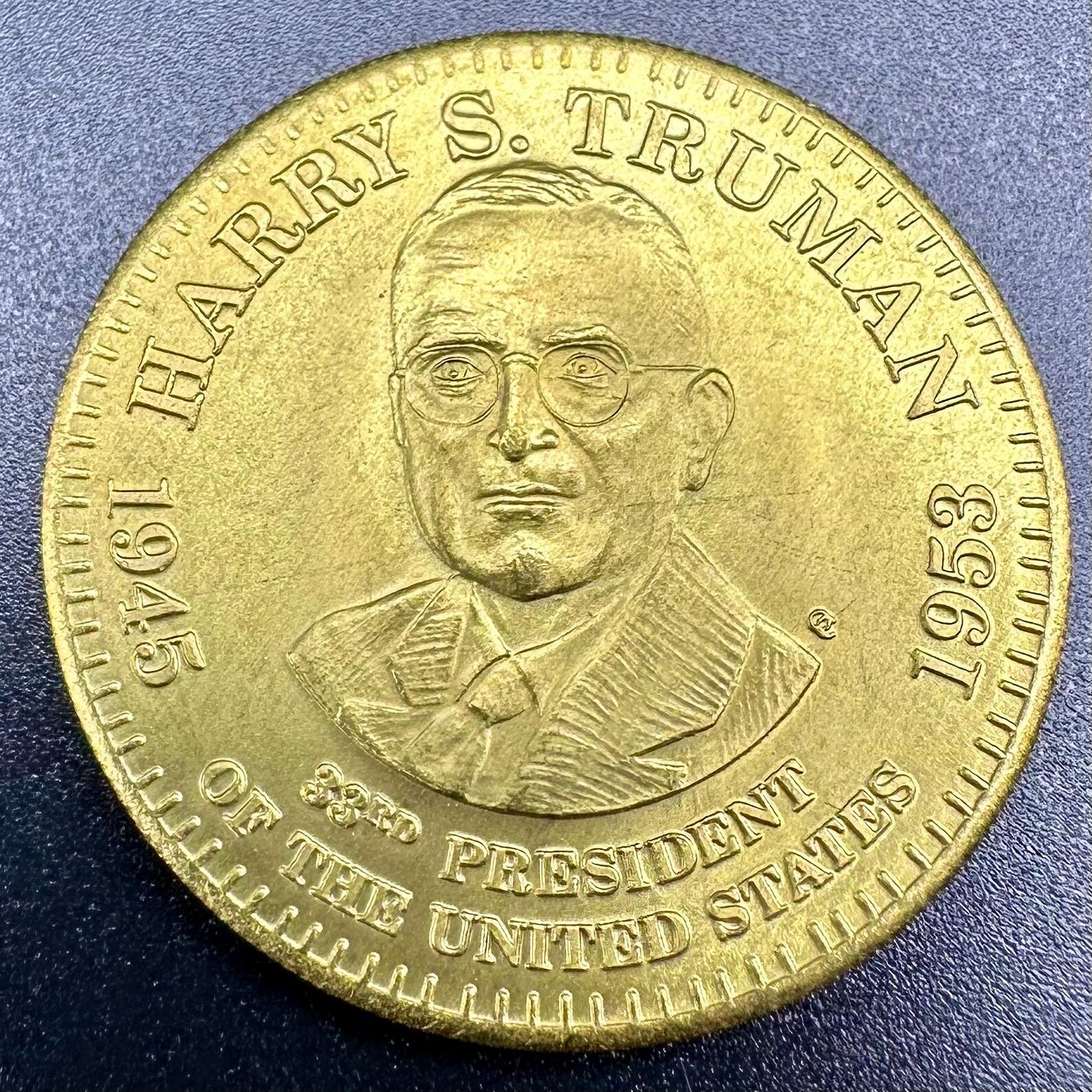 Shell Oil Presidential Collector Coin Game Tokens Washington & Truman ...