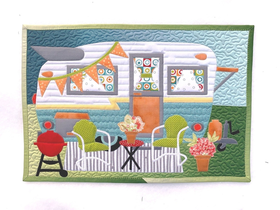 Happy Glamper Placemat Pattern - Camper Applique - Placemat Patterns ...