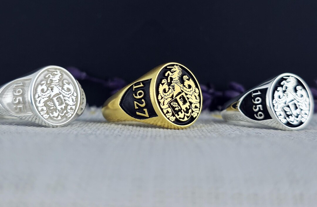 Heraldic Signet Ring - Custom Coat of Arms & Family Crest Ring - High ...
