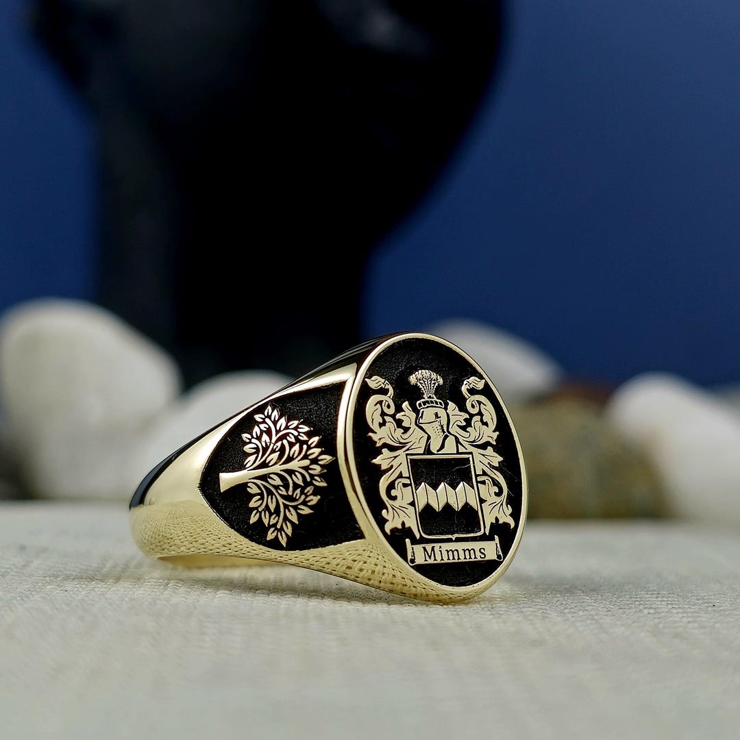 Custom Family Crest Signet Ring in Black & Gold – Oval Coat of Arms ...