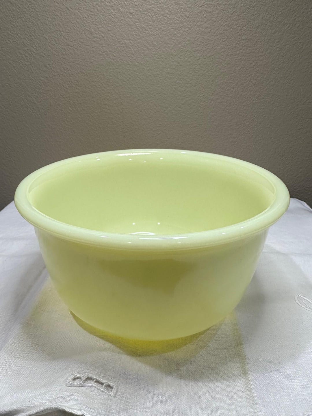 1930s Custard Glass (uranium Paint) Mixing Bowl Made by Hamiliton Beach ...