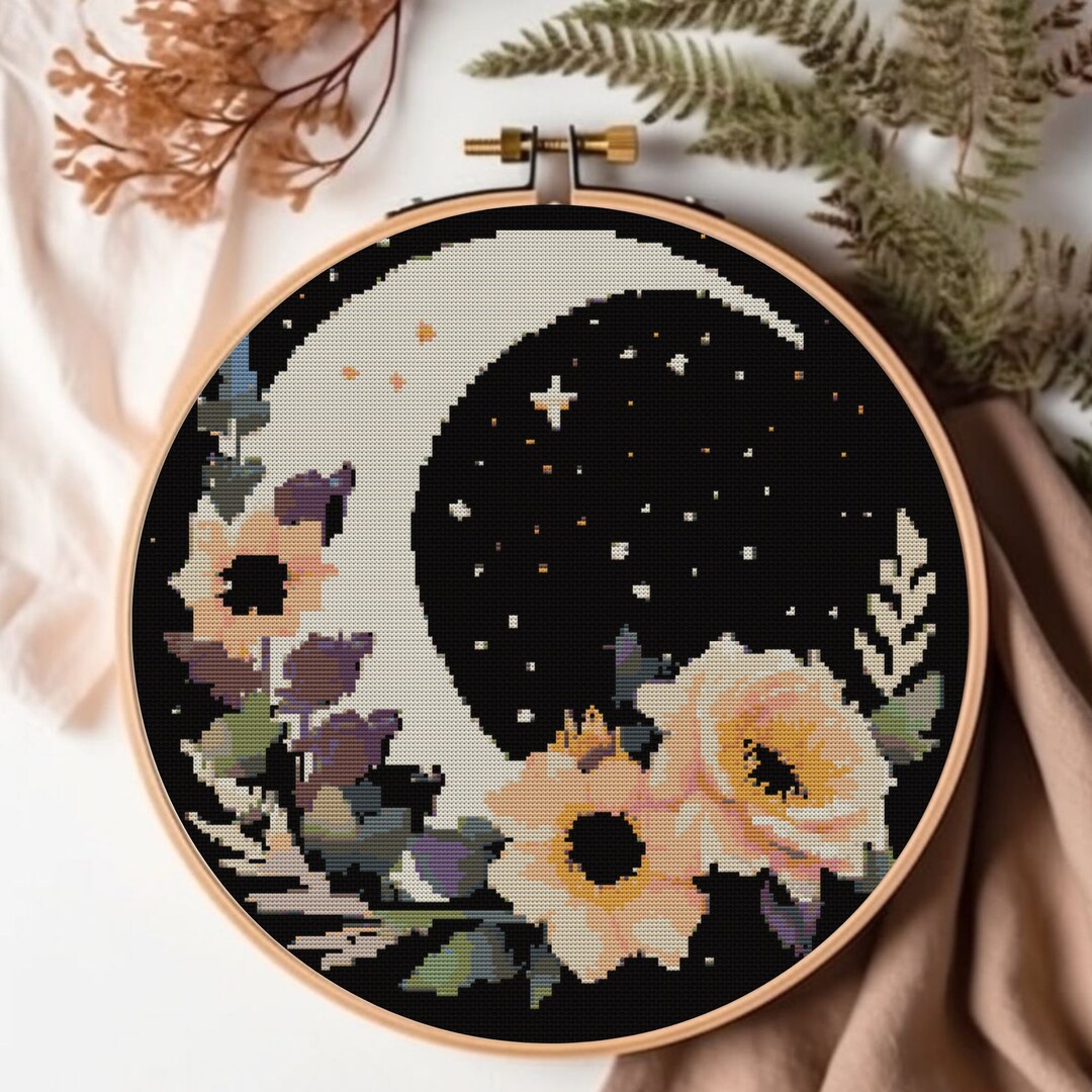 Crescent Moon Floral Cross Stitch Pattern: Witchy AIDA (PDF Pattern) - Etsy