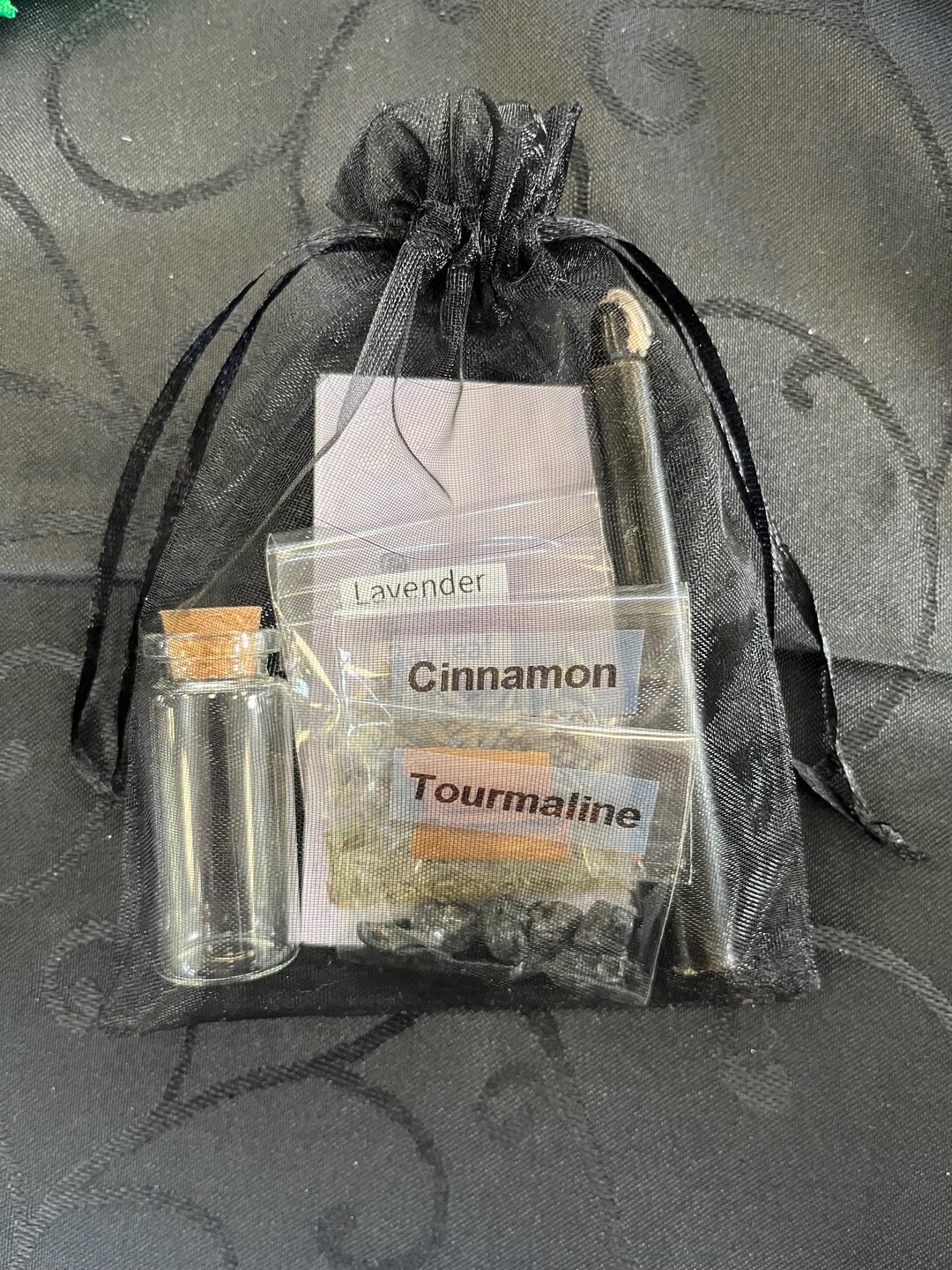 DIY Witchcraft Mini Spell Jar Kit – Crystals, Herbs, and Candle - Etsy