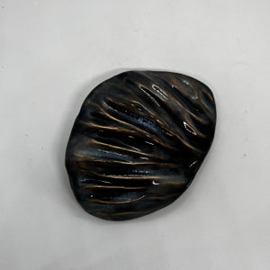 Handmade Ceramic Mussel Sculpture: Ocean-inspired Meditative Art - Etsy