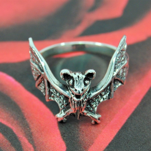 Bat Ring - Etsy