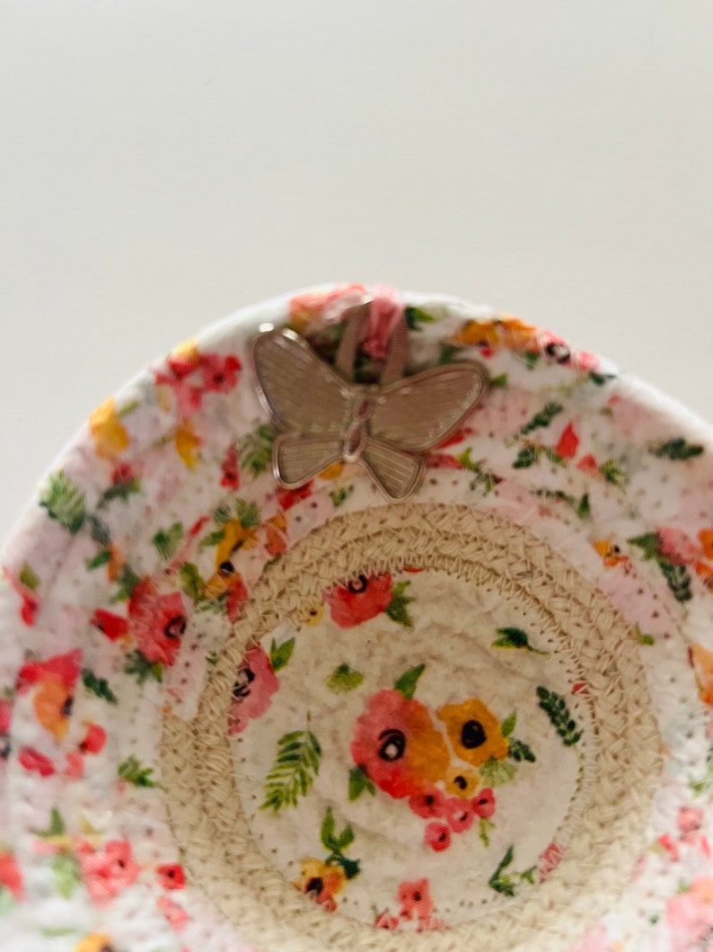 Small Girly Floral Rope Bowl Pink and White Flowers Ring Bowl - Etsy