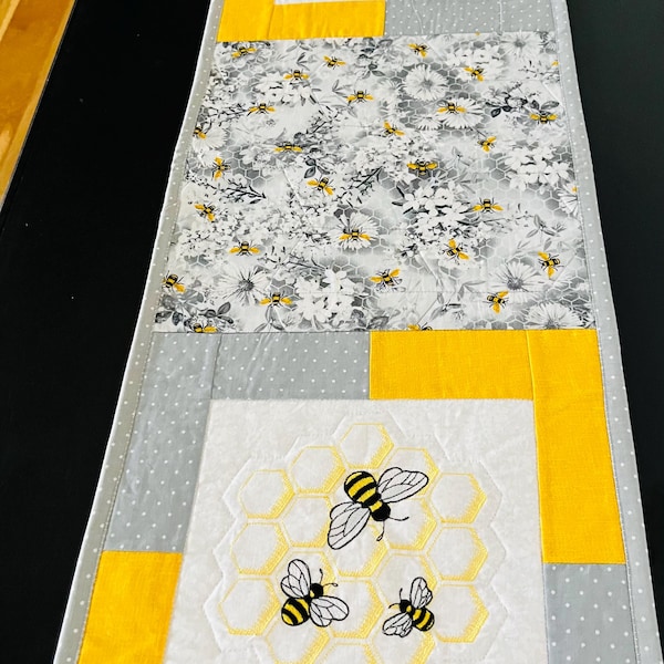 Honeycomb Table Runner - Etsy