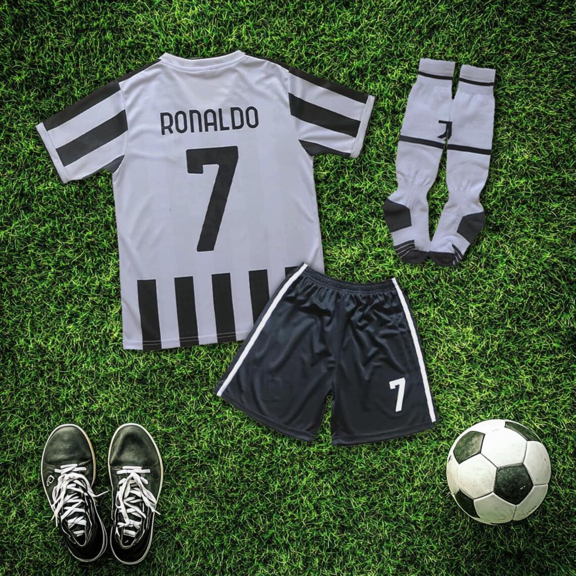 Ronaldo Kids Customize Soccer Jersey #7 Special Stripe Edition ...