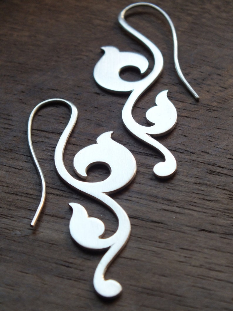 Arabian Nights Earrings Historic Ornamental Arabesque - Etsy