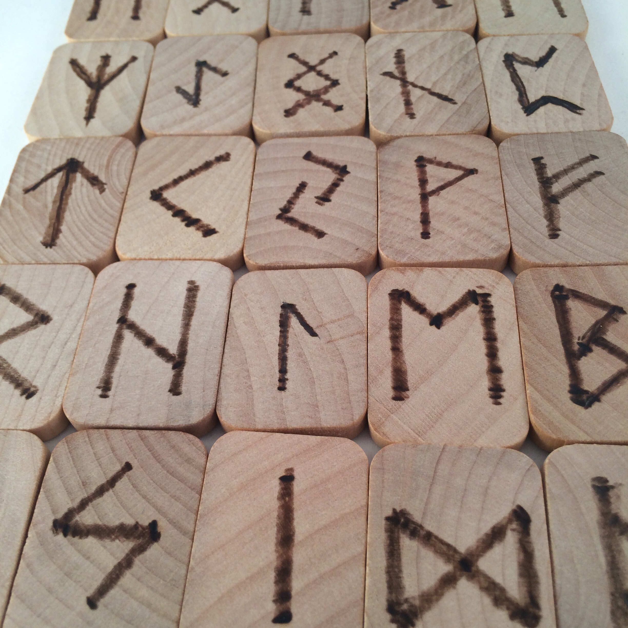 Futhark Rune Set, Viking Rune Tiles, Wood Tiles, Woodburning - Etsy