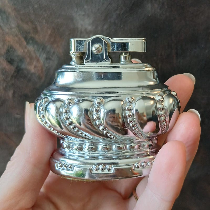 Vintage Lighter - Etsy