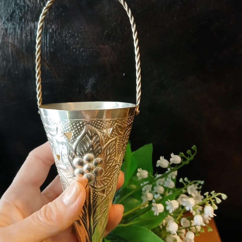 Bouquet Holder - Etsy
