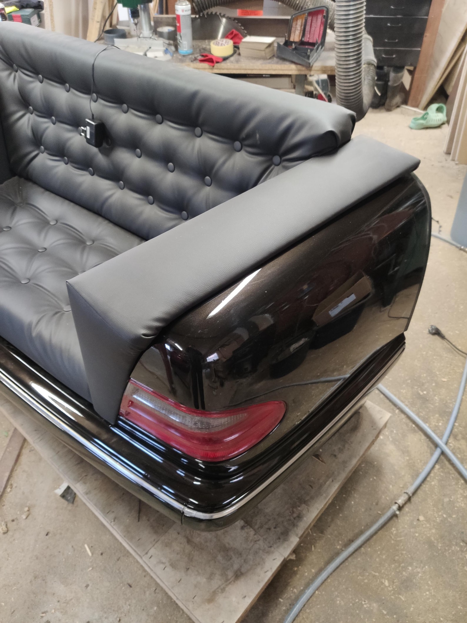 Sofa Car , Furniture Mercedes, Couch Lightning Industrial Design, Black ...