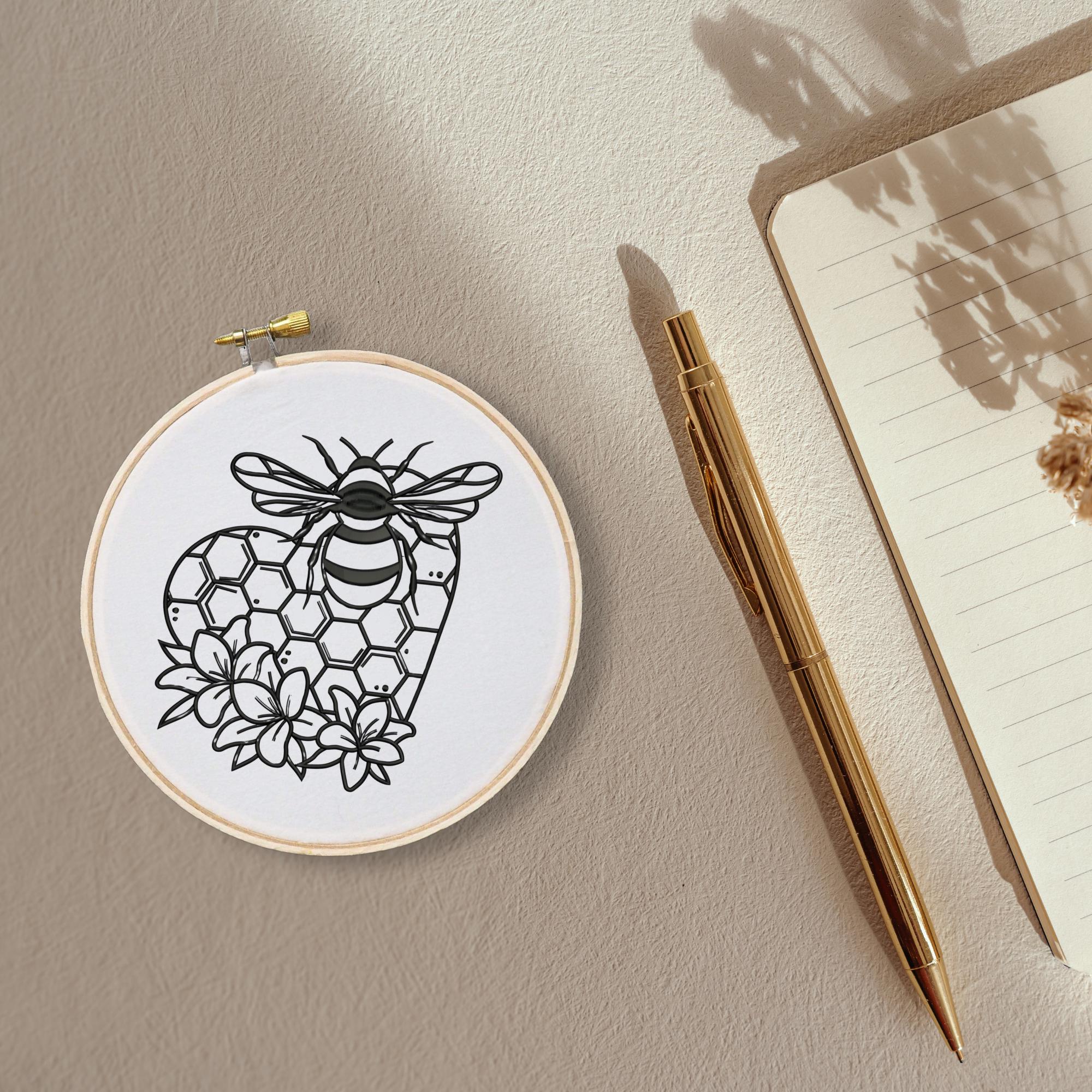 Bee Embroidery Design, Little Bee Embroidery, Cute Bee Machine ...