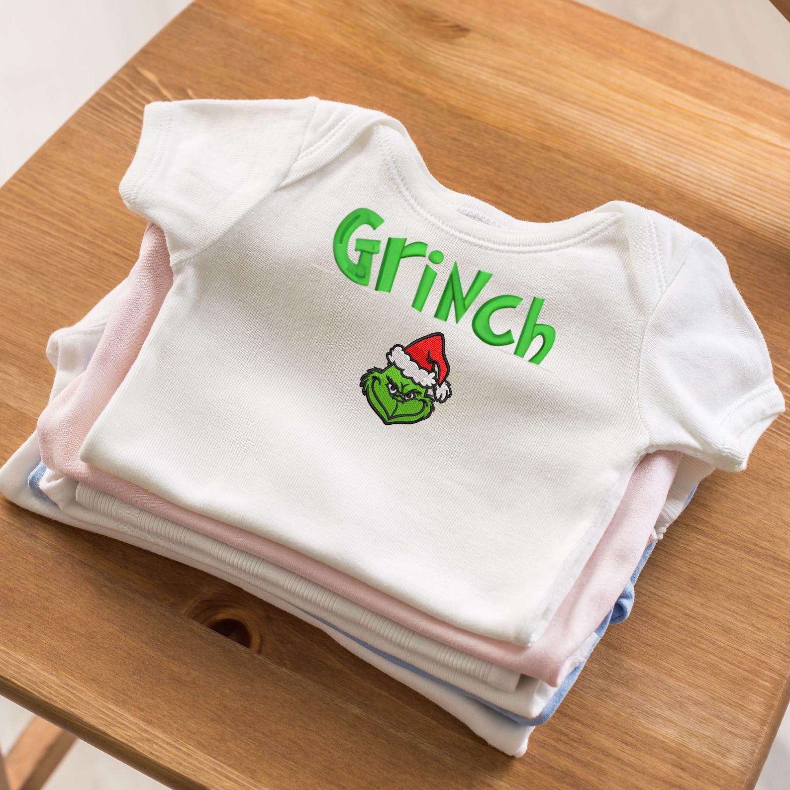 Grinch Embroidery Font Bundle: Letters & Numbers (DST) - Etsy