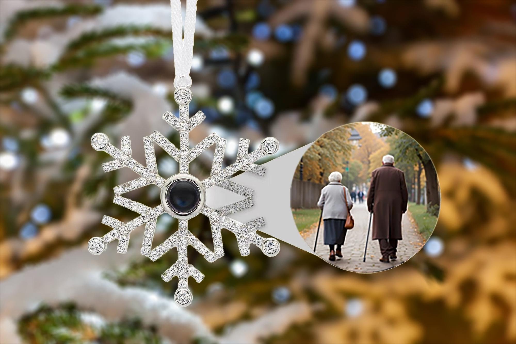 Custom Christmas Photo Ornament, Personalized Family Photo Projection ...