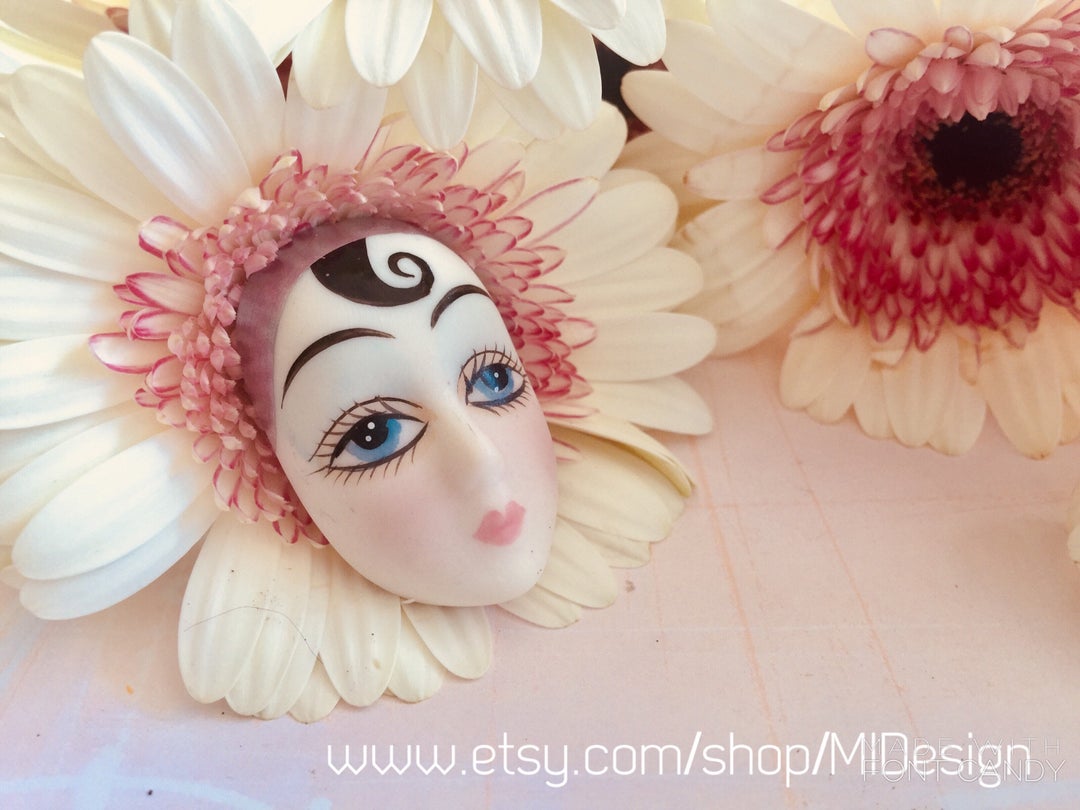 Vintage Doll Face Cabochon Nadine 1940's - Etsy