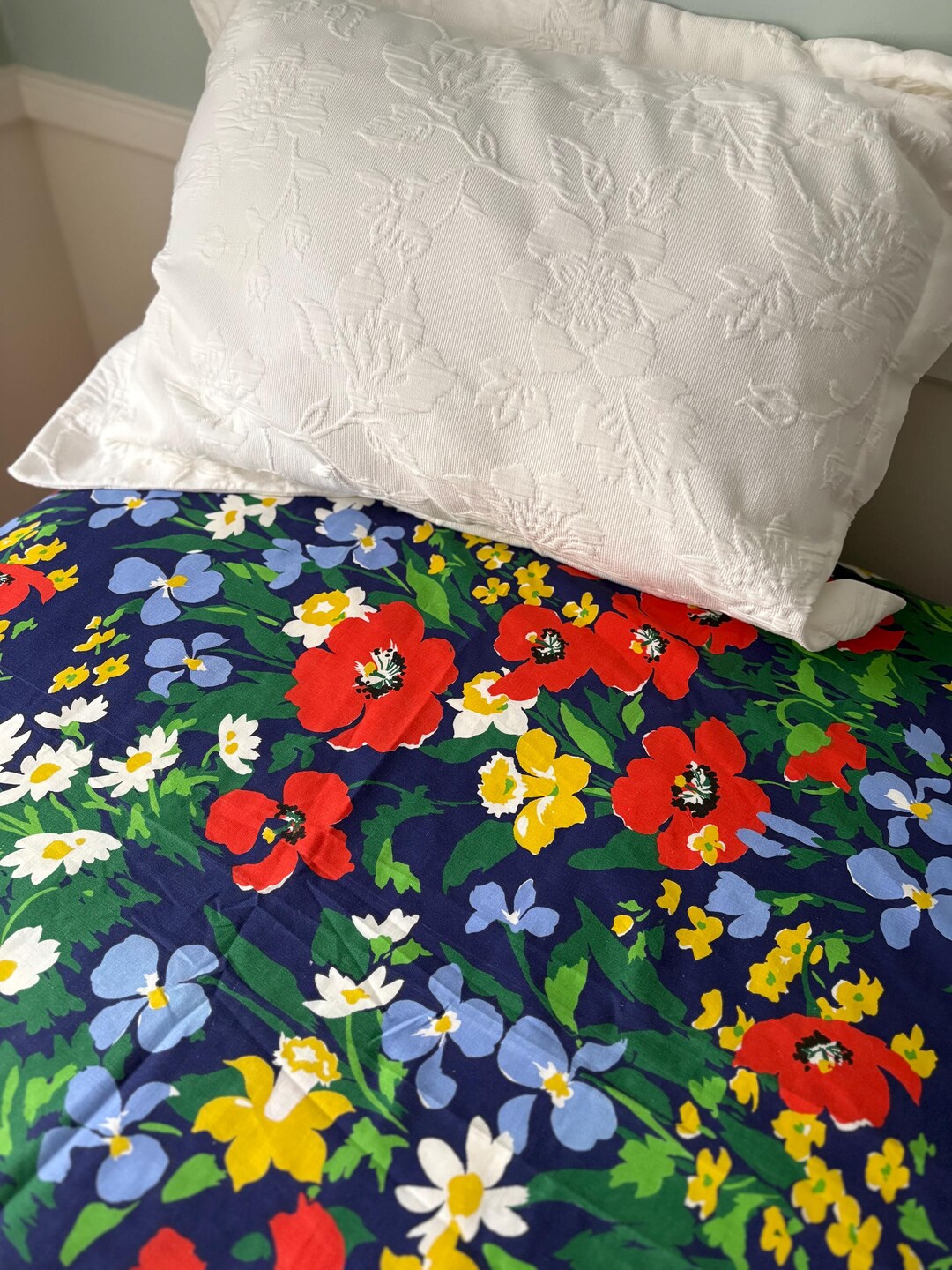Vintage 70s Morgan Jones Blue Floral Bedspread Cottage Home Decor Lodge ...