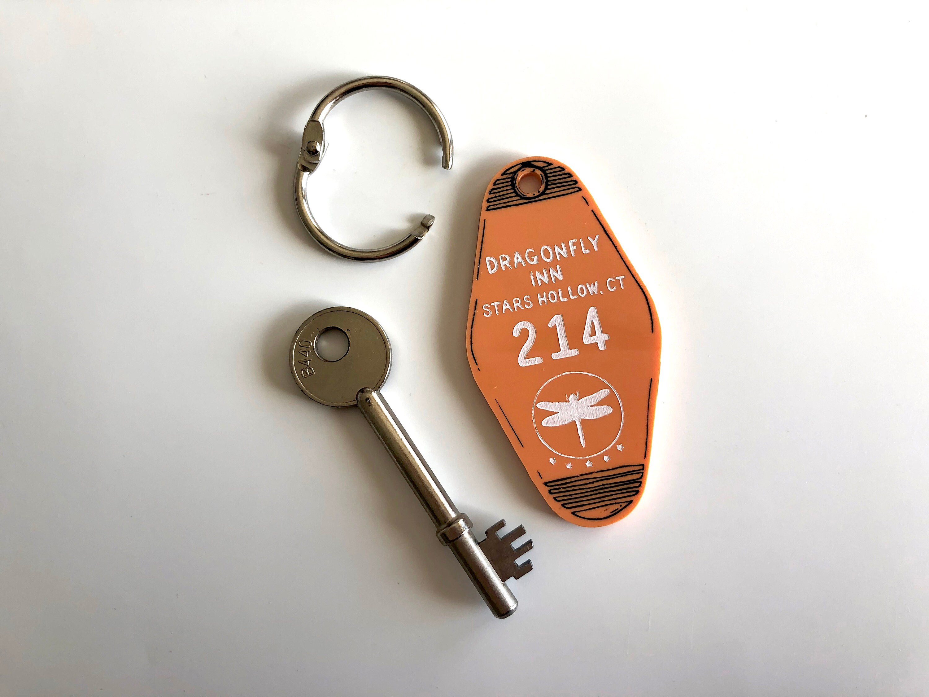 The Dragonfly Inn Gilmore Girls Hotel Room Key Ring - Etsy UK