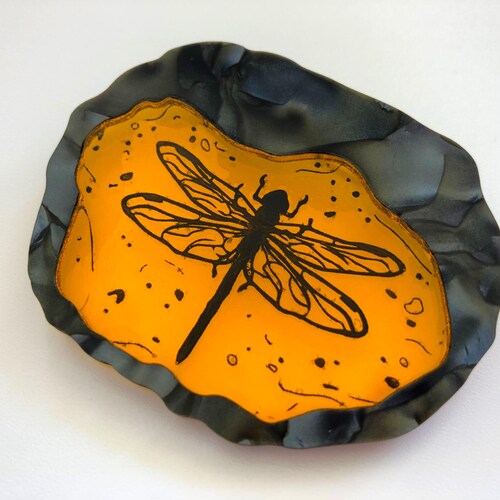 Mosquito in Amber Jurassic Park Laser Cut Acrylic Brooch - Etsy Australia