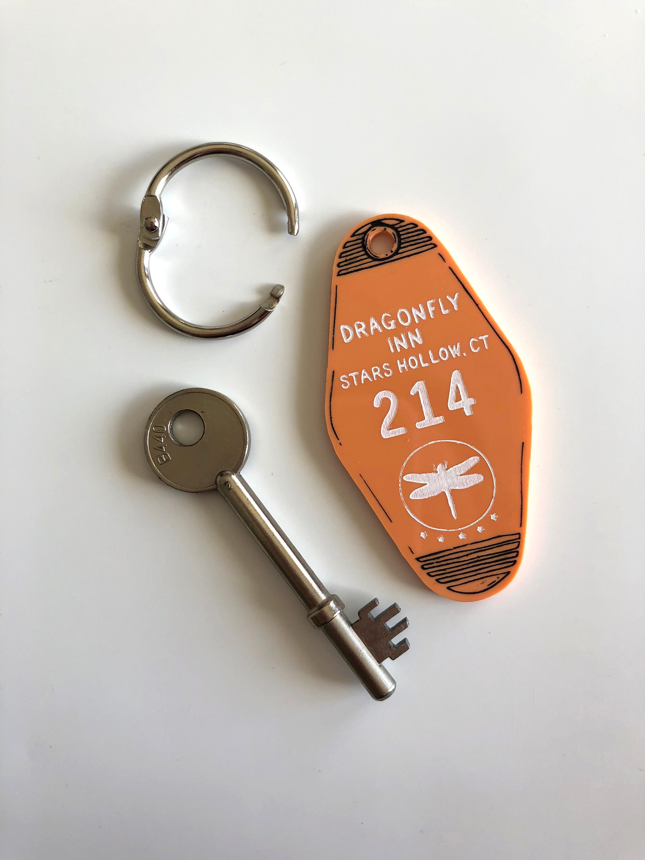 The Dragonfly Inn Gilmore Girls Hotel Room Key Ring - Etsy UK