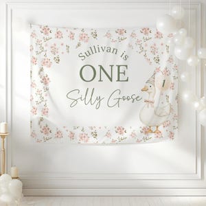 One Silly Goose Birthday Decorations, One Silly Goose Floral Sign ...