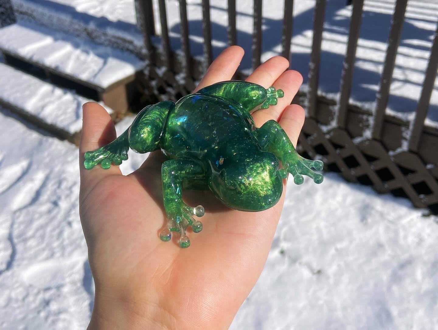 Colorful Epoxy Resin Frog Figurine: Handcrafted Nature-inspired Desk ...