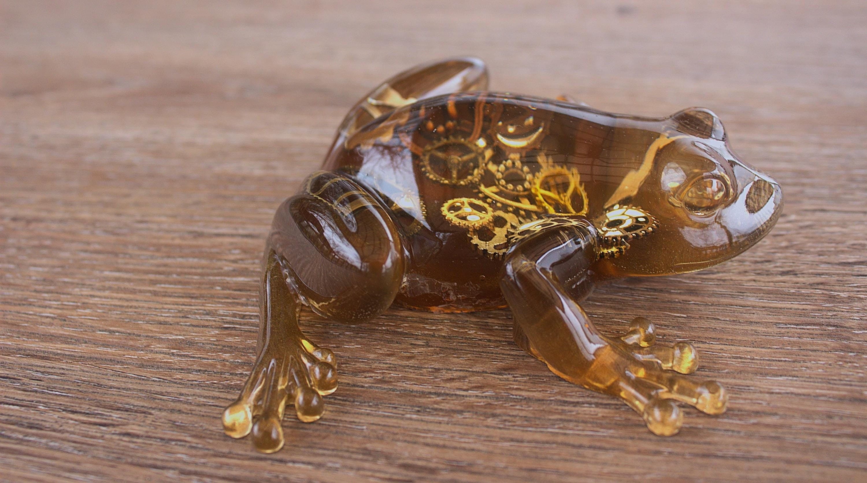 Steampunk Frog Sculpture: Epoxy Resin Bronze Clockwork Amphibian ...