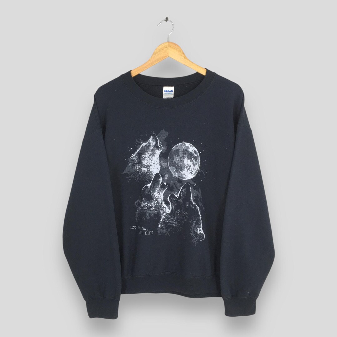 Vintage the Wolf Wildlife Black Sweatshirt Large Wolf Howling Moon ...